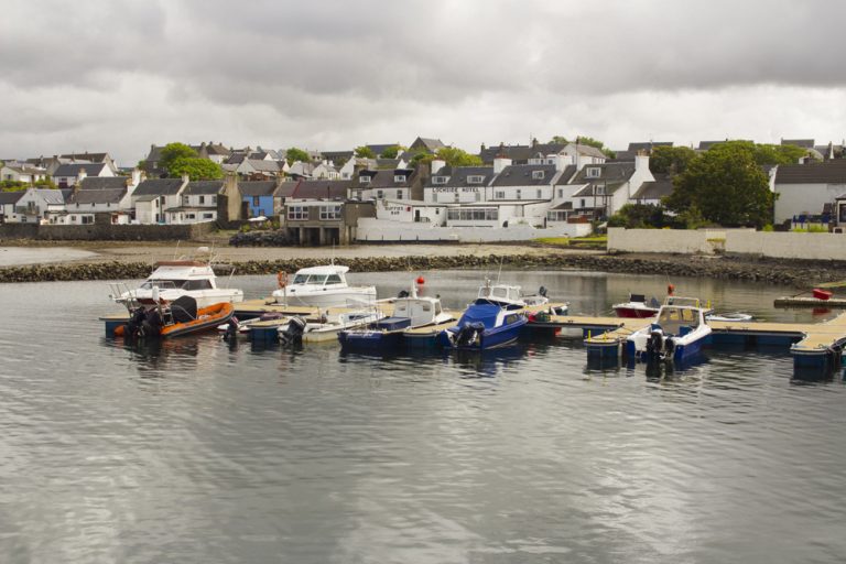 Bowmore Town Guide, Islay, Scotland | Peatzeria